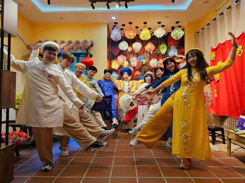 Da Nang: Try on Ao Dai Experience with Ao Dai Show - What You Can Expect at a Glance