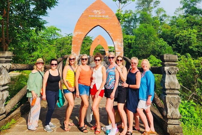 Da Nang Twilight Views And Scenic Cruises - FAQ