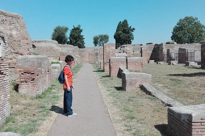 Daily Life in Ostia Antica (Private Tour) - Visiting the Ancient Temples and Sacred Sites