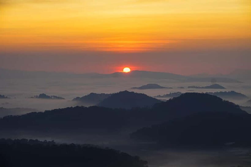 Dalat: Cloud Chasing packaged hike - Sunrise Pickup Included - Authentic, Small-Scale Adventure With a Caring Touch