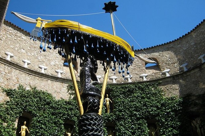 Dalí Museum + Girona Tour - A Deep Dive into the Tour Experience