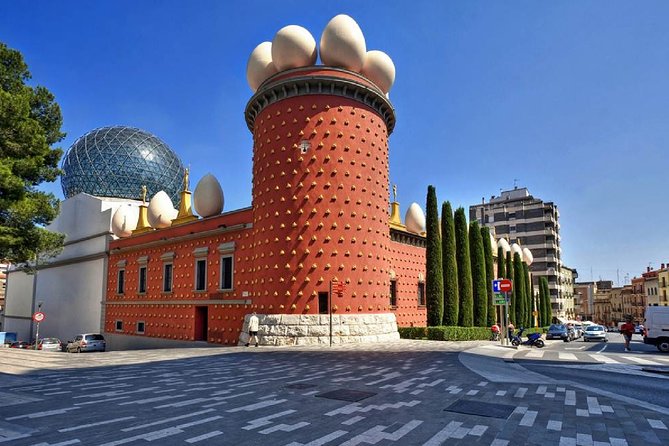 Dalí & Wine | Premium Private Tour with Coastal or Girona Add-On - A Deep Dive into the Itinerary