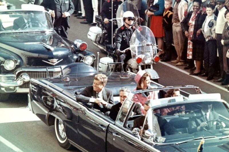 Dallas: 2-Hour JFK Assassination Tour without Museum - Transportation, Group Size, and Practical Details