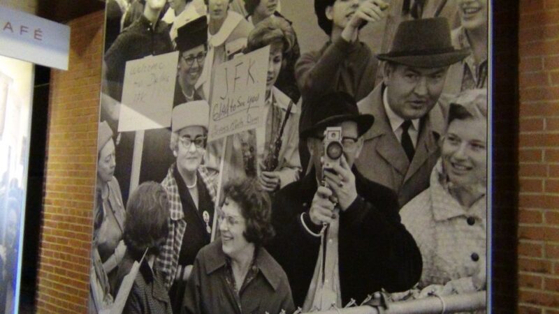 Dallas: 2-Hour JFK Assassination Tour without Museum - The Authentic Experience