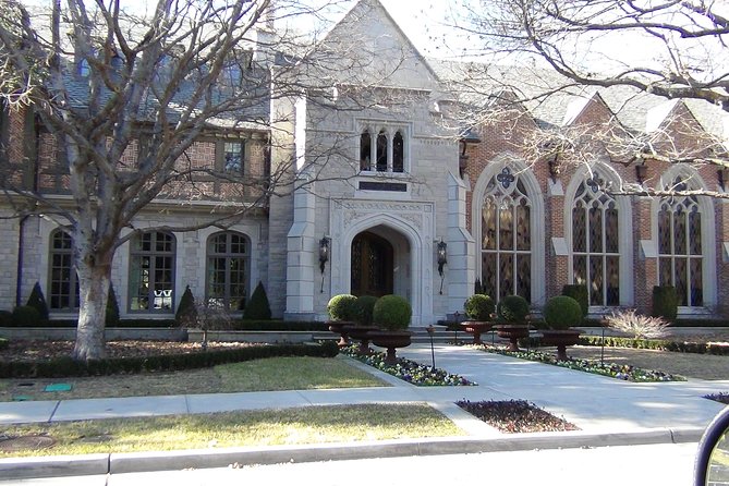 Dallas and Fort Worth City Sightseeing Tour Small-Group - FAQ