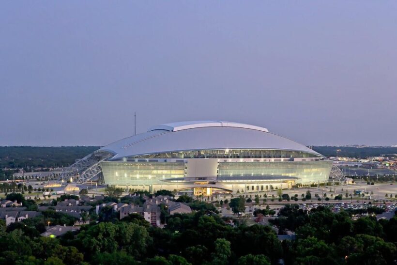 Dallas: Cowboys AT&T Stadium Tour with Transportation - The Value for Money