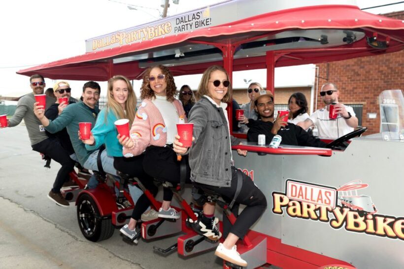 Dallas Party Bike Private Group Rental in Deep Ellum - Key Points