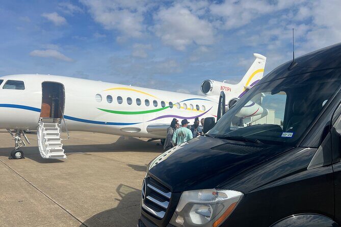 Dallas Private Airport and Hotel Luxury Transportation - Who Should Consider This Service?
