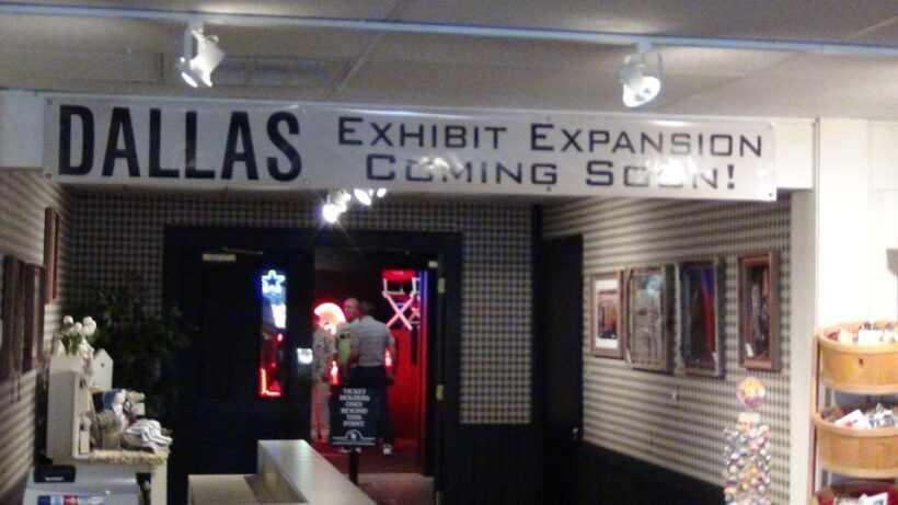 Dallas: Southfork Ranch, Dallas Highlights, and JFK Tour - The Ranch and Vintage Americana