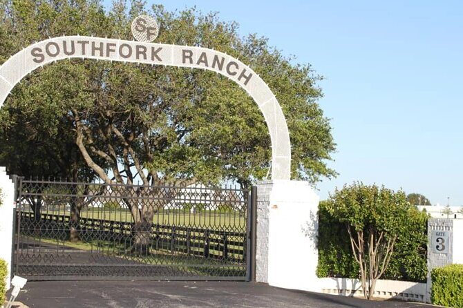 Dallas Southfork Ranch Private Limousine Tour - Key Points