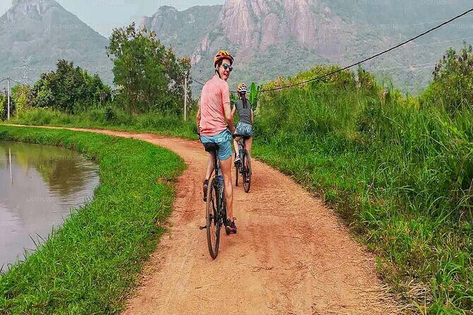 Dambulla and Sigiriya Cycling Tour from Colombo - FAQs