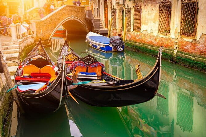 Damnoen Floating Market Half-Day Tour - Key Points
