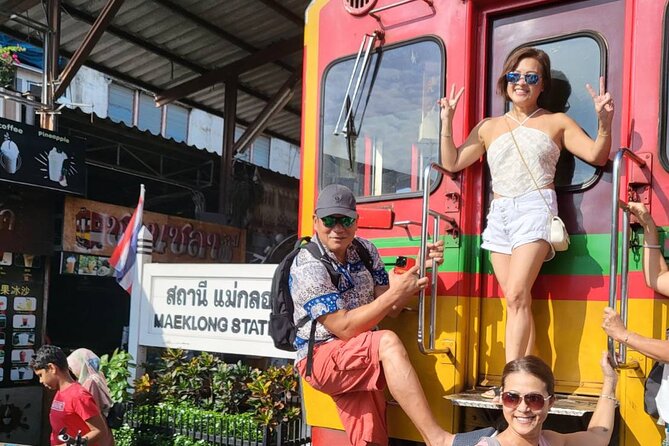 Damnoen Saduak Floating Market and Maeklong Railway Market Tour - Who Should Book This Tour?
