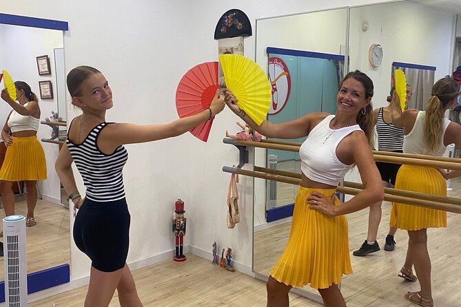 Dance Lesson in Sevillanas Experience from Málaga - The Sum Up