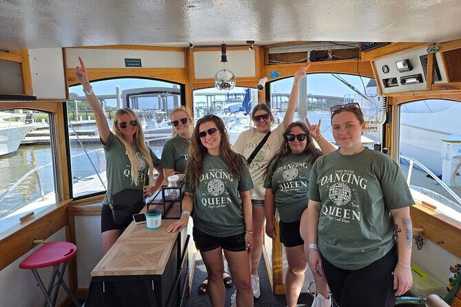 Dancin' Dolphin: 90-minute Booze Cruise for Up to 20 Guests - The Sum Up: Is the Dancin’ Dolphin Booze Cruise Worth It?