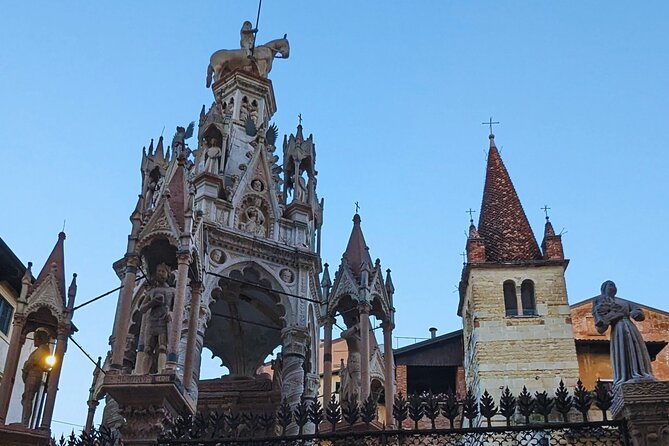 Dante in Verona: From Inferno to Paradise - Understanding Dantes Inferno Through Veronas Landmarks