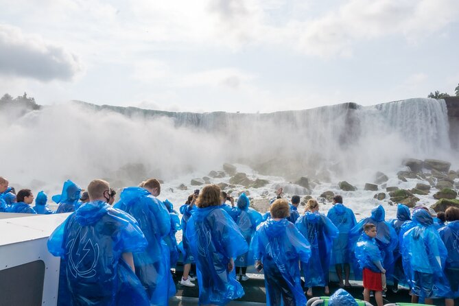 Daredevil Walking Tour With Maid of the Mist Boat Ride - Customer Experiences and Feedback
