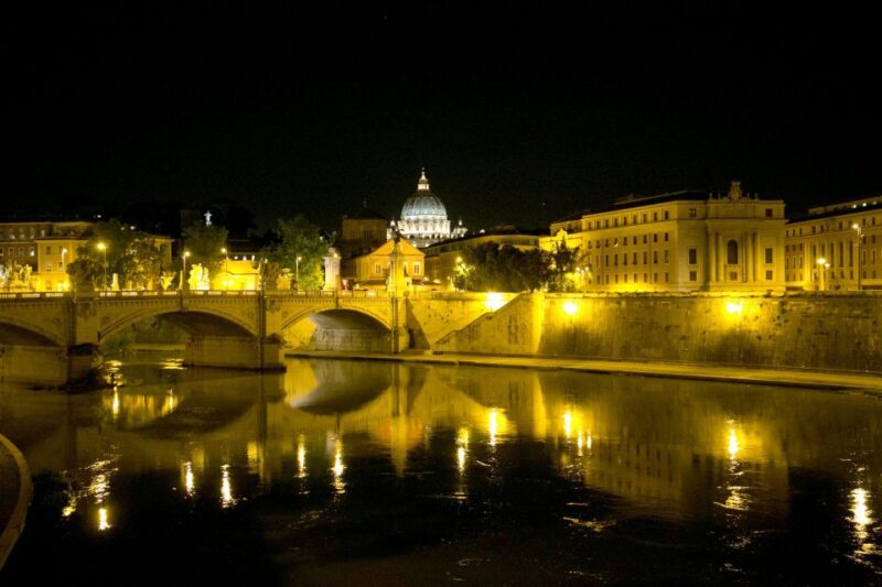 Dark Heart of Rome - Facts, Legend & Mystery Walking Tour - The Experience in Detail