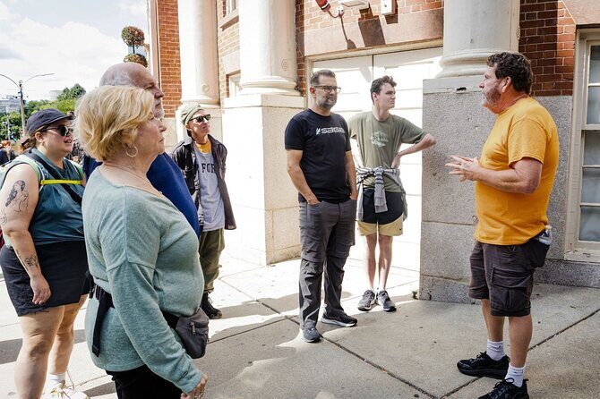 Dark Side of Boston Ghost Tour 1.5 Hour Walking Tour - Who Is This Tour Best For?