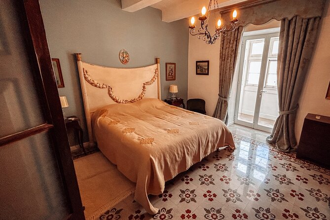 Dark Tales in an Mdina Palazzo - Guided Tour - FAQs