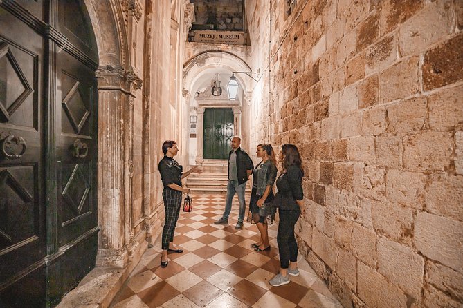 Dark Tales of the Old Town - Unique and Educational Experience