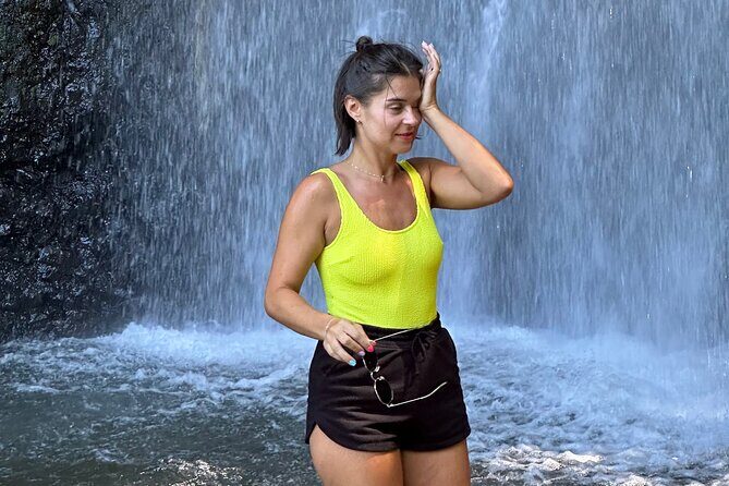 Dark View Falls Tour and Beach - Private Tour - Key Points