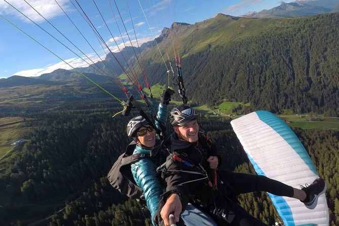 DAVOS: Paragliding For 2 Passengers - Together In The Air! (Video&Photos Incl.) - Meeting Point and Transportation