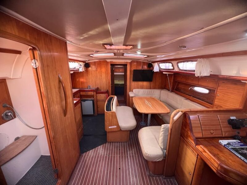 Day charter Benalmadena: views of the city in a sailboat. - Practical Details: Price, Duration, and Booking