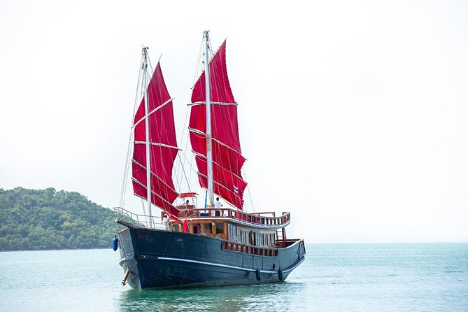 Day Cruise 10h to Angthong Marine Park on luxury boat / incl. breakfast & lunch - Pricing & Value