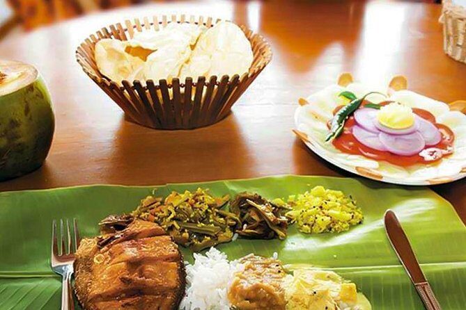 Day Cruise with South Indian Lunch on the Kerala Backwaters & Private Transfer - FAQs