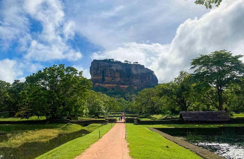 Day Excursion Sigiriya, Dambulla & Ritigala Archaeological - Who Should Consider This Tour?
