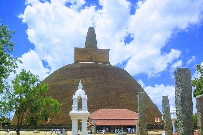 Day Excursions To UNESCO City ANURADHAPURA From Colombo - FAQ