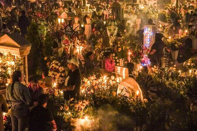 Day of the Dead in Mixquic Private Tour with transport from CDMX - The Itinerary: What You’ll Experience