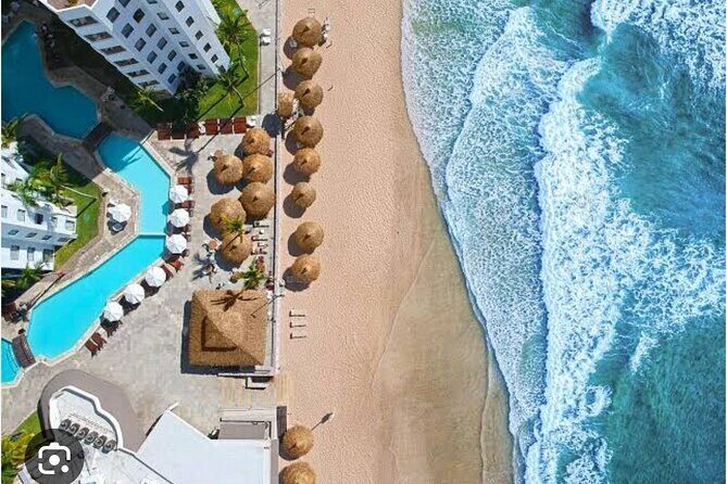 Day Pass at Mazatlan Beach Front Resort with Lunch - The Sum Up