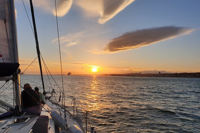 Day Time / Sunset Boat Tour in Lisbon With Portuguese Wine - Inclusions and Meeting Details