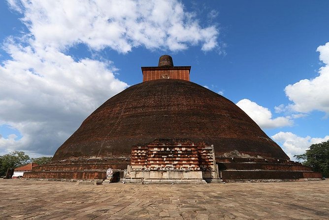 Day Tour Anuradhapura from Kandy by Lux Tours Lanka - Why This Tour Represents Good Value