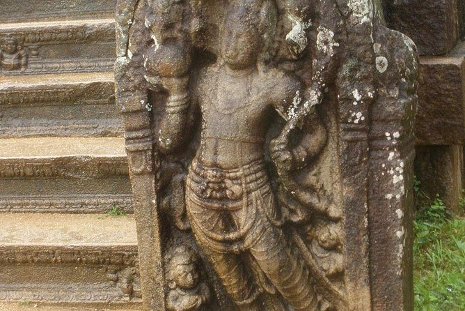 Day Tour Anuradhapura from Kandy by Lux Tours Lanka - FAQs