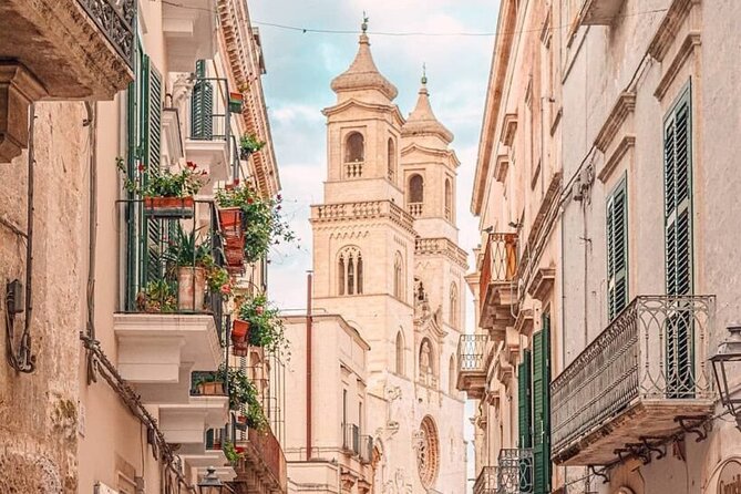 Day Tour by Car and on Foot Among the Apulian Beauties of Matera - Highlights From Tour Reviews and Feedback