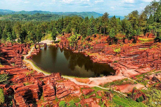 Day Tour for Furong Ancient Town and Red Stone Forest National Geological Park - Key Points