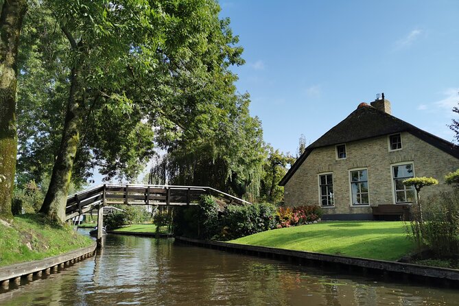 Day Tour Giethoorn, Afsluitdijk and Zaanse Schans With Boat Cruise - Tour Experience and Reviews