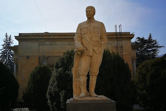 Day tour: Jvari, Mtskheta, Gori, Uplistsikhe & Home-Cooked Lunch - The Experience and Its Value