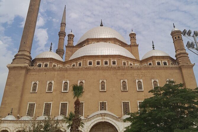 Day Tour of Famous Mosques in Cairo - Authenticity and Authentic Experiences