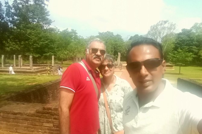 Day tour sigiriya to anuradhapura - FAQ