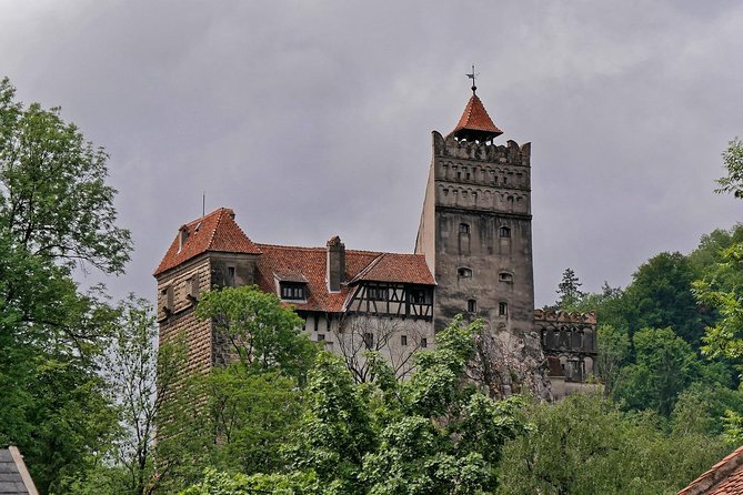 Day Tour to Brasov and Bran - Exploring Bran Castle