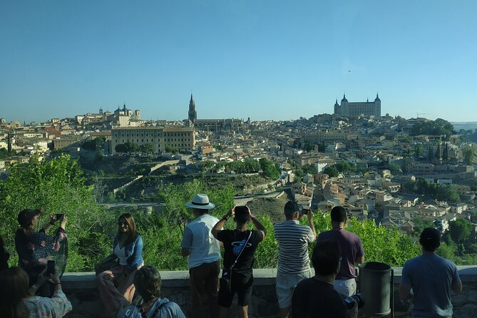 Day Tour to Chinchón, Aranjuez and Toledo From Madrid - Exploring Aranjuez and the Royal Palace