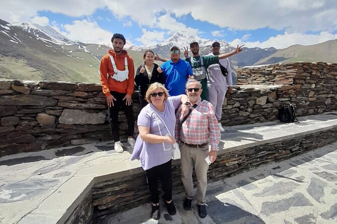 Day Tour to Mountains Jinvali Lake, Ananuri, Kazbegi, Arch Friendship - Traveler Feedback