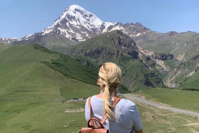 Day Tour to Mountains Jinvali Lake, Ananuri, Kazbegi, Arch Friendship - Reaching the Kazbegi Region