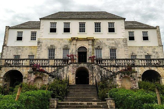 Day Tour to Rose Hall Great House - An Introduction to the Tour Experience