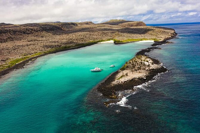 Day Tour to Santa Fe Island and Hidden Beach With Snorkeling and Fishing - Tour Overview