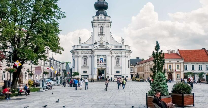 Day Tour: Traces of Pope John Paul II near Krakow - Who Should Consider This Tour?